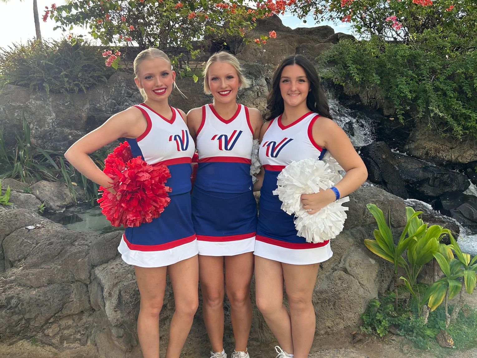 Cheerleaders Participate in Parades Around the Country