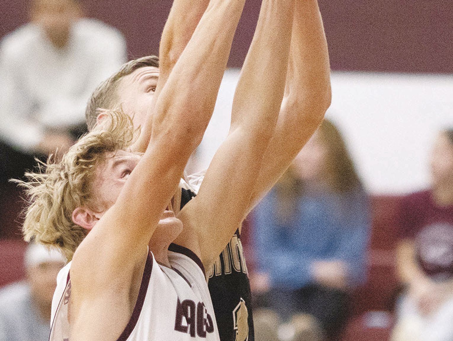 Eagles drop district games to Junction, Harper